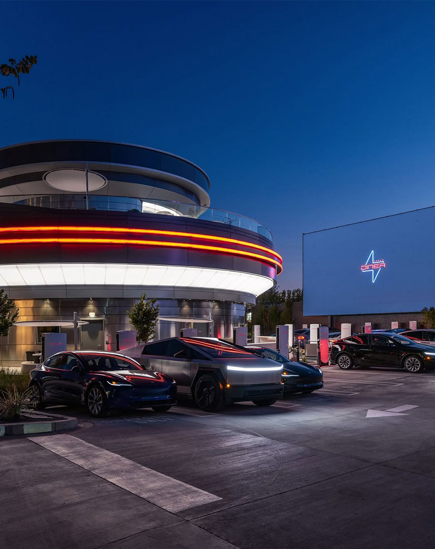 El nuevo restaurante de Tesla llegó a Hollywood con robots