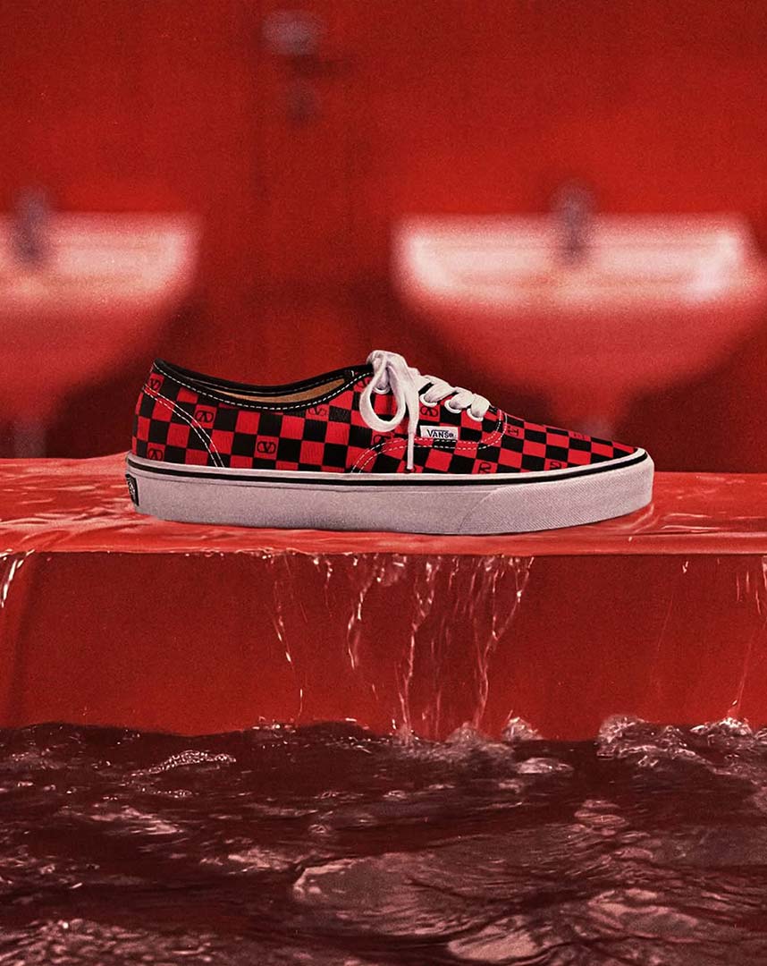 Así son las Vans Authentic de Valentino que llegan este septiembre